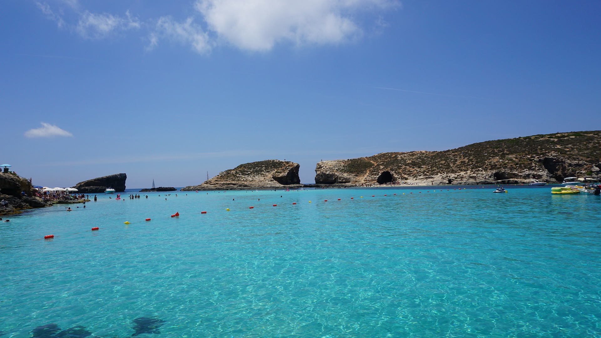 Malta Comino| All You Need To Know About Comino Island In Malta!